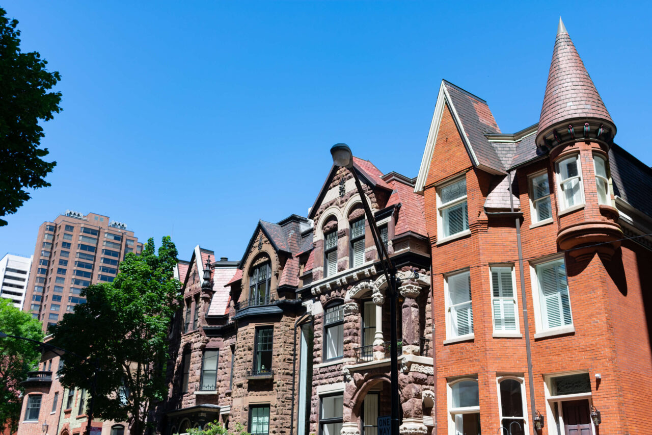 You Ultimate Neighborhood Guide to the Chicago Gold Coast
